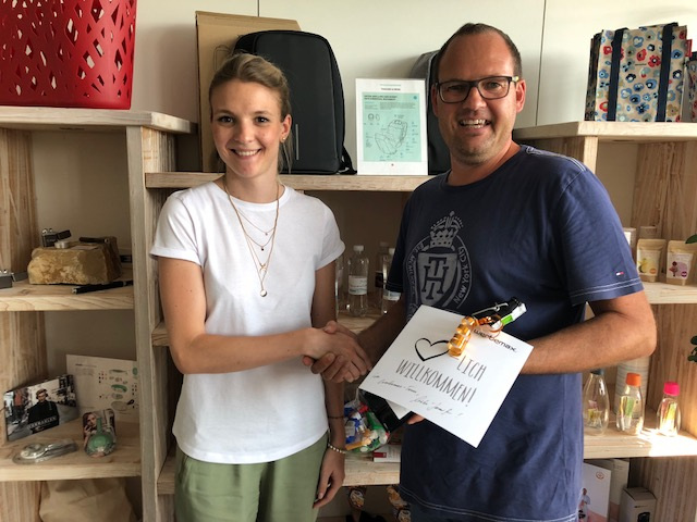 Jenny verstärkt das Werbemax Team | werbemax